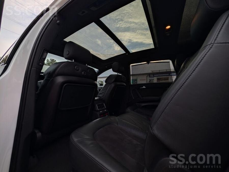 White Audi Q7 2011 in Jurmala, with an engine capacity of 3.00 L and mileage of 315 thousand km for 14950 €, photo 22 on AUTOMOTO.COM.LV
