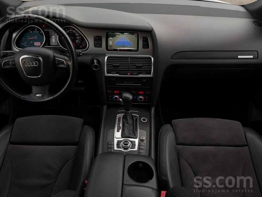 White Audi Q7 2011 in Jurmala, with an engine capacity of 3.00 L and mileage of 315 thousand km for 14950 €, photo 28 on AUTOMOTO.COM.LV