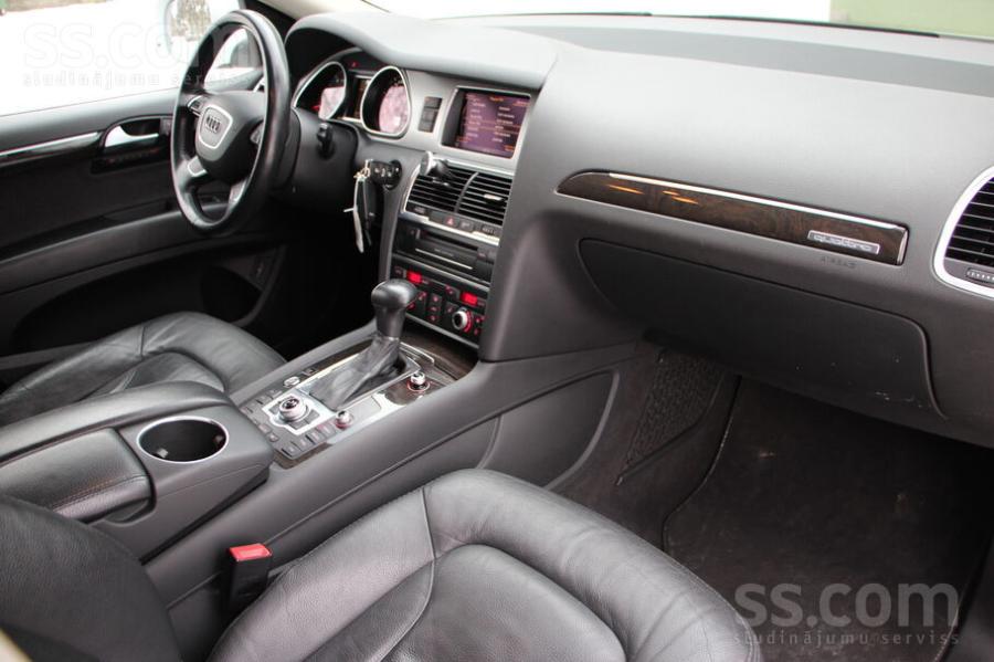 Balts Audi Q7 2012 Rīga, ar dzinēja tilpumu 3.00 L un nobraukumu 272 tūkst. km par 10950 €, foto 12 vietnē AUTOMOTO.COM.LV