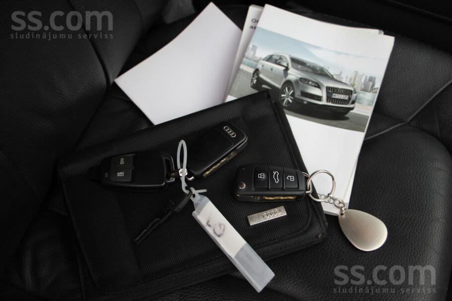 Balts Audi Q7 2012 Rīga, ar dzinēja tilpumu 3.00 L un nobraukumu 272 tūkst. km par 10950 €, foto 24 vietnē AUTOMOTO.COM.LV