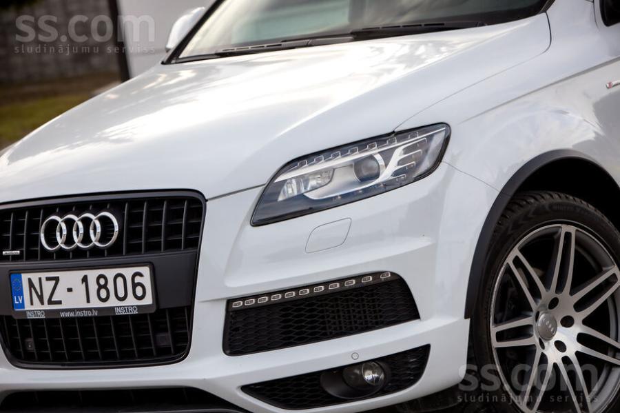 Balts Audi Q7 2012 Jelgava, ar dzinēja tilpumu 3.00 L un nobraukumu 270 tūkst. km par 13999 €, foto 5 vietnē AUTOMOTO.COM.LV