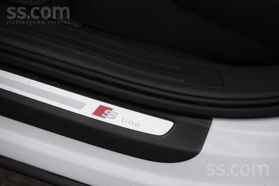 Balts Audi Q7 2012 Jelgava, ar dzinēja tilpumu 3.00 L un nobraukumu 270 tūkst. km par 13999 €, foto 21 vietnē AUTOMOTO.COM.LV