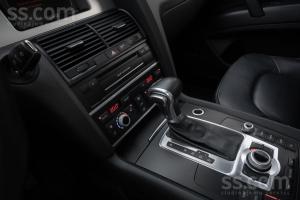 Balts Audi Q7 2012 Jelgava, ar dzinēja tilpumu 3.00 L un nobraukumu 270 tūkst. km par 13999 €, foto 22 vietnē AUTOMOTO.COM.LV