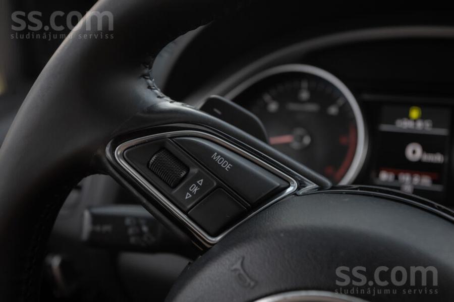 Balts Audi Q7 2012 Jelgava, ar dzinēja tilpumu 3.00 L un nobraukumu 270 tūkst. km par 13999 €, foto 29 vietnē AUTOMOTO.COM.LV