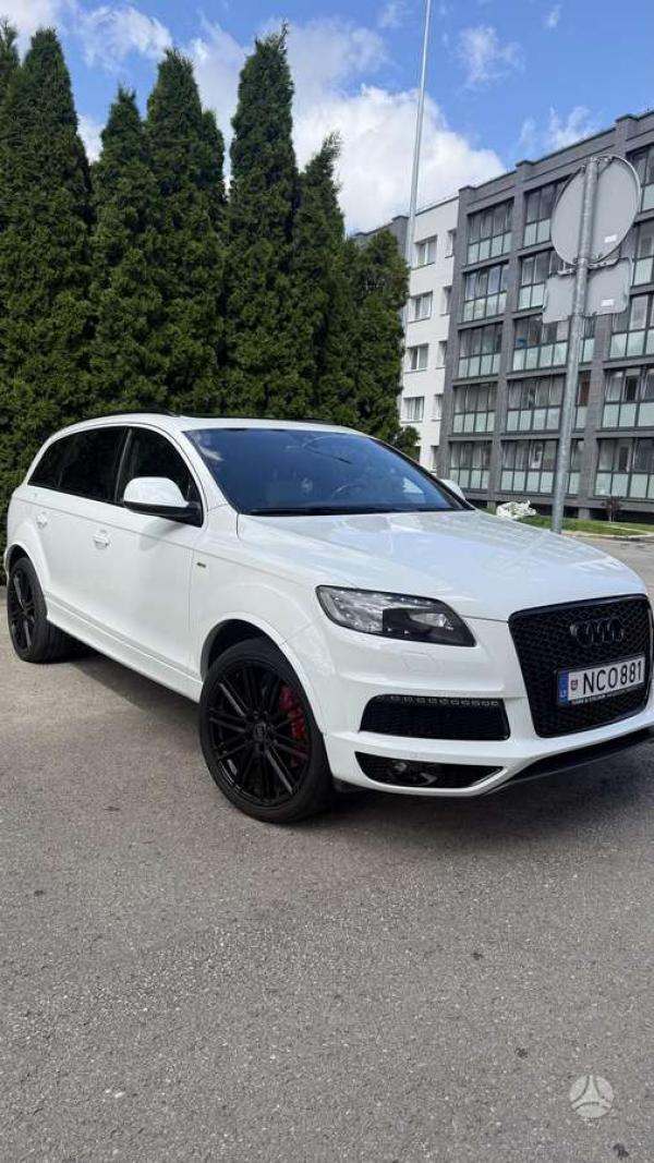 White Audi Q7 2012 in Siauliai, with an engine capacity of 2.97 L and mileage of 383 thousand km for 12700 €, photo 3 on AUTOMOTO.COM.LV