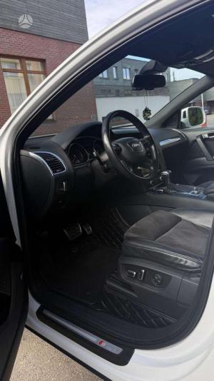 Balts Audi Q7 2012 Šauļi, ar dzinēja tilpumu 2.97 L un nobraukumu 383 tūkst. km par 12700 €, foto 9 vietnē AUTOMOTO.COM.LV