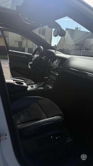 Balts Audi Q7 2012 Šauļi, ar dzinēja tilpumu 2.97 L un nobraukumu 383 tūkst. km par 12700 €, foto 15 vietnē AUTOMOTO.COM.LV