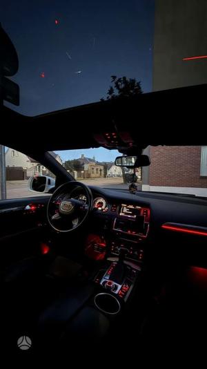 Balts Audi Q7 2012 Šauļi, ar dzinēja tilpumu 2.97 L un nobraukumu 383 tūkst. km par 12700 €, foto 21 vietnē AUTOMOTO.COM.LV
