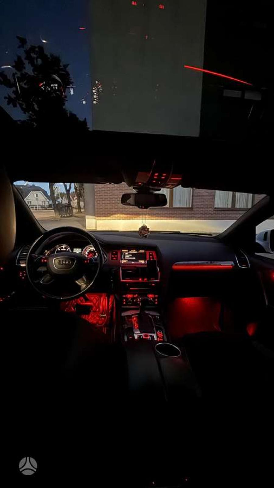 Balts Audi Q7 2012 Šauļi, ar dzinēja tilpumu 2.97 L un nobraukumu 383 tūkst. km par 12700 €, foto 22 vietnē AUTOMOTO.COM.LV