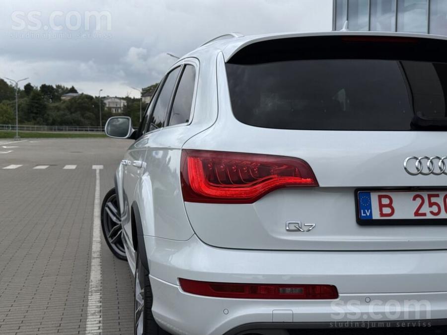 White Audi Q7 2012 in Rezekne, with an engine capacity of 3.00 L and mileage of 268 thousand km for 13990 €, photo 10 on AUTOMOTO.COM.LV