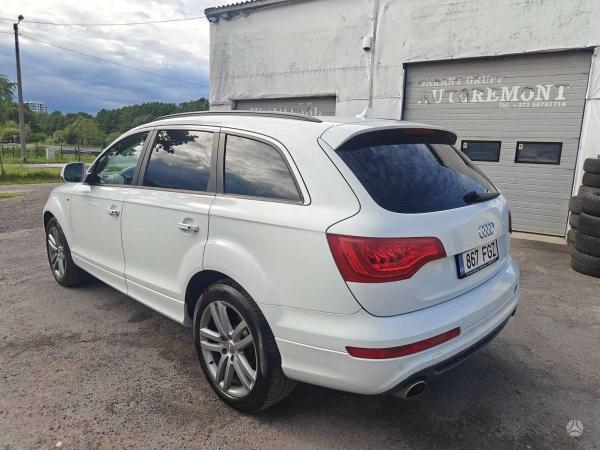 Balts Audi Q7 2013 Viļņa, ar dzinēja tilpumu 2.97 L un nobraukumu 306 tūkst. km par 12400 €, foto 6 vietnē AUTOMOTO.COM.LV