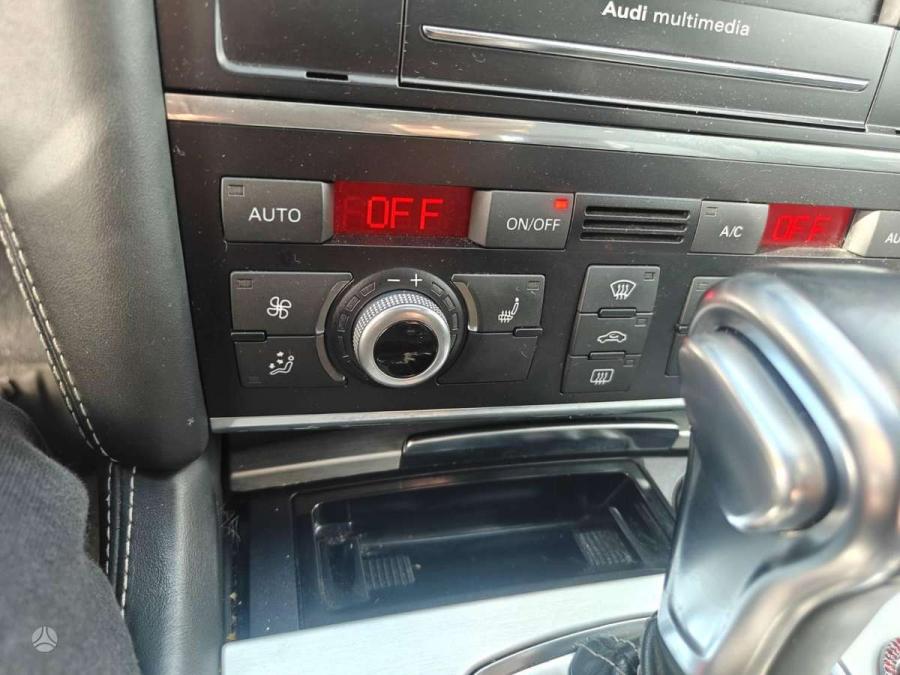 White Audi Q7 2013 in Vilnius, with an engine capacity of 2.97 L and mileage of 306 thousand km for 12400 €, photo 19 on AUTOMOTO.COM.LV