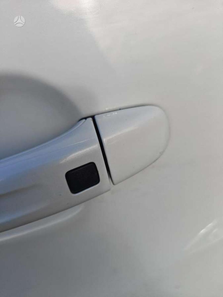 White Audi Q7 2013 in Vilnius, with an engine capacity of 2.97 L and mileage of 306 thousand km for 12400 €, photo 24 on AUTOMOTO.COM.LV