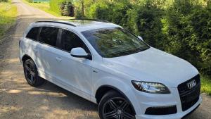 White Audi Q7 2013 in Vilnius, with an engine capacity of 3.00 L and mileage of 257 thousand km for 8350 €, photo 11 on AUTOMOTO.COM.LV