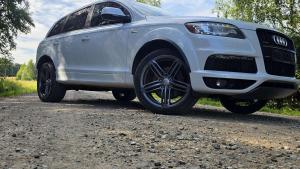 White Audi Q7 2013 in Vilnius, with an engine capacity of 3.00 L and mileage of 257 thousand km for 8350 €, photo 12 on AUTOMOTO.COM.LV