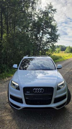 White Audi Q7 2013 in Vilnius, with an engine capacity of 3.00 L and mileage of 257 thousand km for 8350 €, photo 13 on AUTOMOTO.COM.LV