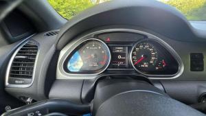 White Audi Q7 2013 in Vilnius, with an engine capacity of 3.00 L and mileage of 257 thousand km for 8350 €, photo 21 on AUTOMOTO.COM.LV