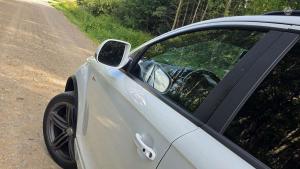 White Audi Q7 2013 in Vilnius, with an engine capacity of 3.00 L and mileage of 257 thousand km for 8350 €, photo 22 on AUTOMOTO.COM.LV