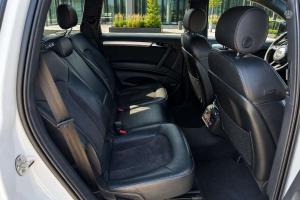 Balts Audi Q7 2013 Viļņa, ar dzinēja tilpumu 3.00 L un nobraukumu 178 tūkst. km par 12950 €, foto 8 vietnē AUTOMOTO.COM.LV