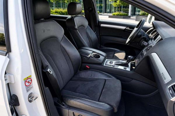 Balts Audi Q7 2013 Viļņa, ar dzinēja tilpumu 3.00 L un nobraukumu 178 tūkst. km par 12950 €, foto 9 vietnē AUTOMOTO.COM.LV