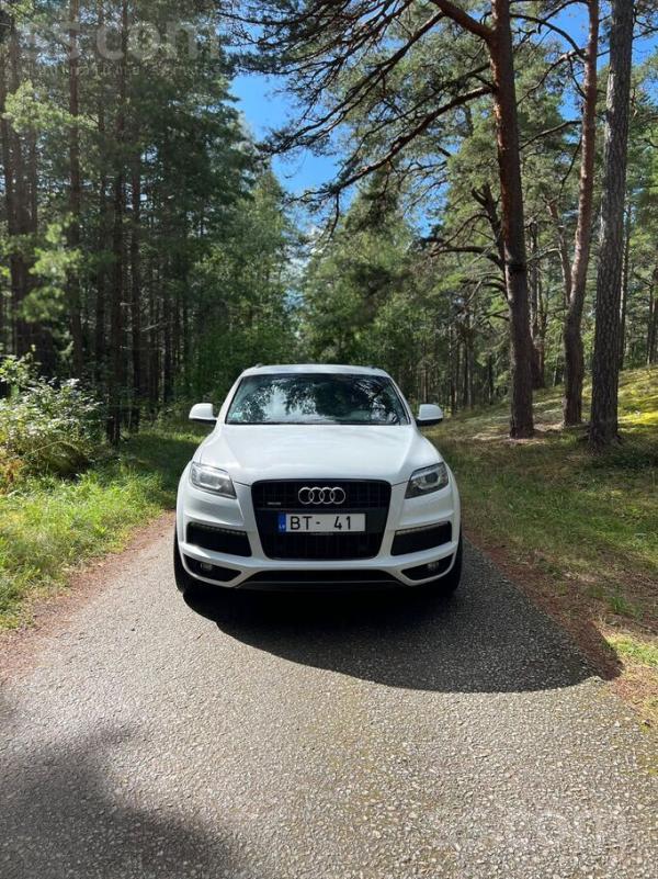 White Audi Q7 2014 in Limbazi, with an engine capacity of 3.00 L and mileage of 286 thousand km for 16350 €, photo 2 on AUTOMOTO.COM.LV