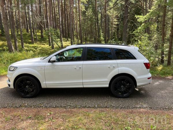 White Audi Q7 2014 in Limbazi, with an engine capacity of 3.00 L and mileage of 286 thousand km for 16350 €, photo 9 on AUTOMOTO.COM.LV
