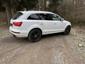 White Audi Q7 2014 in Vilnius, with an engine capacity of 3.00 L and mileage of 235 thousand km for 7300 €, photo 5 on AUTOMOTO.COM.LV