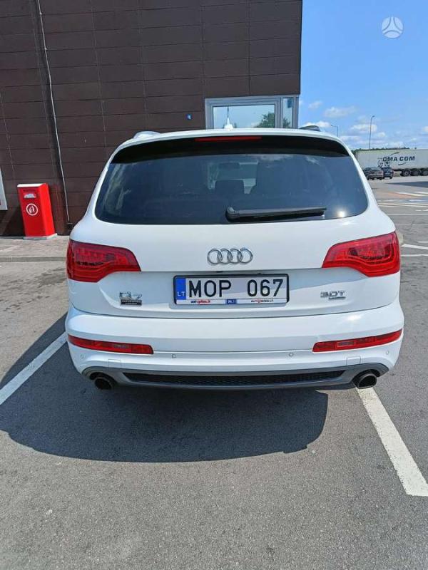 White Audi Q7 2014 in Klaipeda, with an engine capacity of 3.00 L and mileage of 138 thousand km for 10500 €, photo 3 on AUTOMOTO.COM.LV