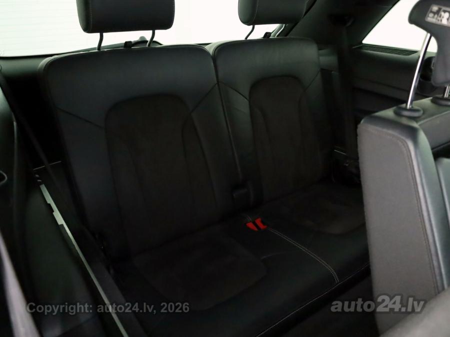 Balts Audi Q7 2014 Tallina, ar dzinēja tilpumu 3.00 L un nobraukumu 259 tūkst. km par 8499 €, foto 9 vietnē AUTOMOTO.COM.LV