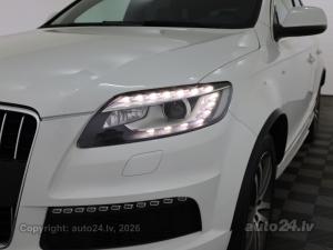 Balts Audi Q7 2014 Tallina, ar dzinēja tilpumu 3.00 L un nobraukumu 259 tūkst. km par 8499 €, foto 18 vietnē AUTOMOTO.COM.LV