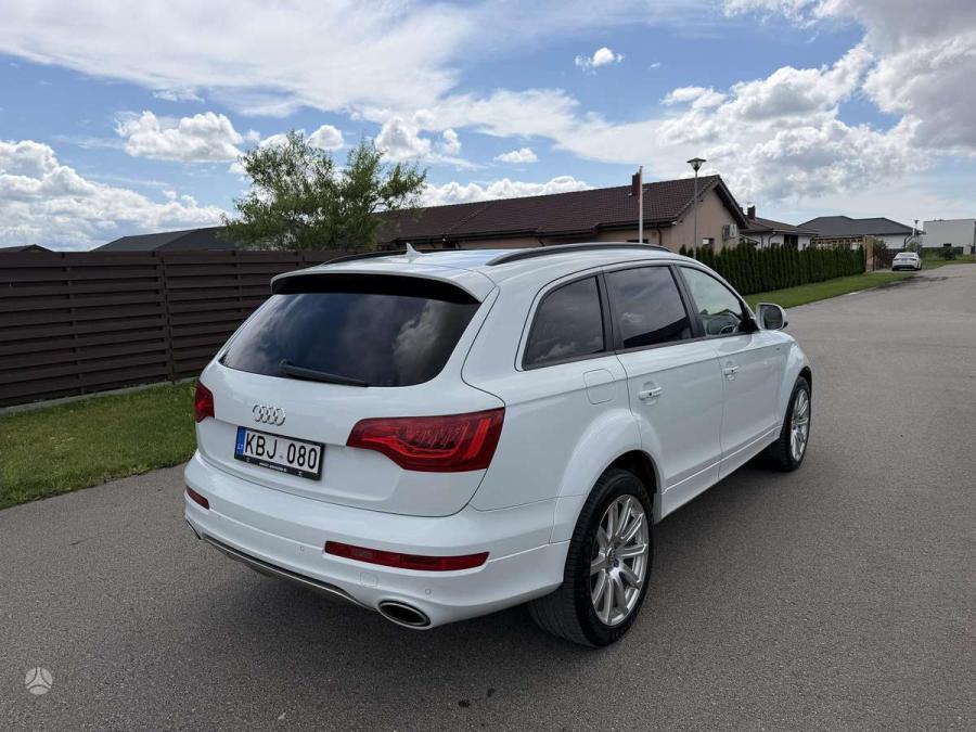 Balts Audi Q7 2014 Klaipėda, ar dzinēja tilpumu 2.97 L un nobraukumu 245 tūkst. km par 12900 €, foto 6 vietnē AUTOMOTO.COM.LV