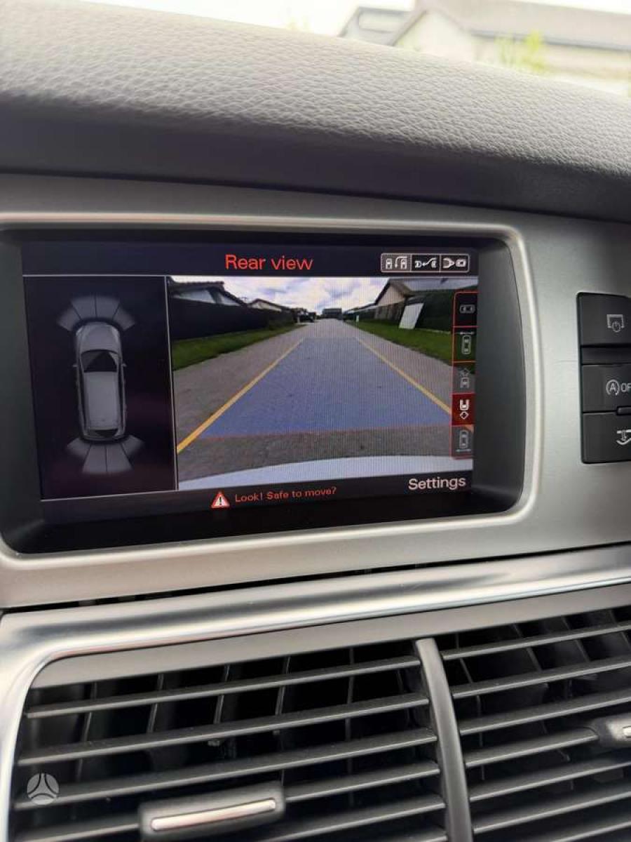 Balts Audi Q7 2014 Klaipėda, ar dzinēja tilpumu 2.97 L un nobraukumu 245 tūkst. km par 12900 €, foto 22 vietnē AUTOMOTO.COM.LV