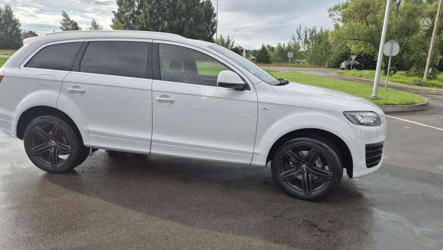 Balts Audi Q7 2014 Tauragė, ar dzinēja tilpumu 2.97 L un nobraukumu 257 tūkst. km par 12300 €, foto 18 vietnē AUTOMOTO.COM.LV