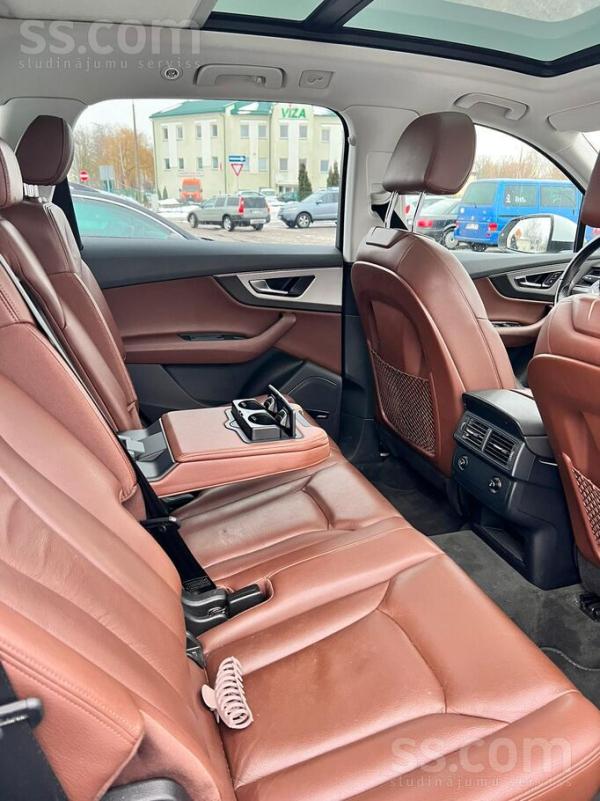 White Audi Q7 2015 in Daugavpils, with an engine capacity of 3.00 L and mileage of 197 thousand km for 24900 €, photo 10 on AUTOMOTO.COM.LV
