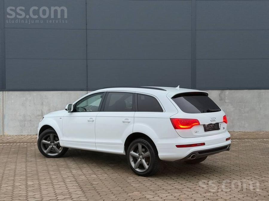 Balts Audi Q7 2015 Rīga, ar dzinēja tilpumu 3.00 L un nobraukumu 0 tūkst. km par 12950 €, foto 4 vietnē AUTOMOTO.COM.LV