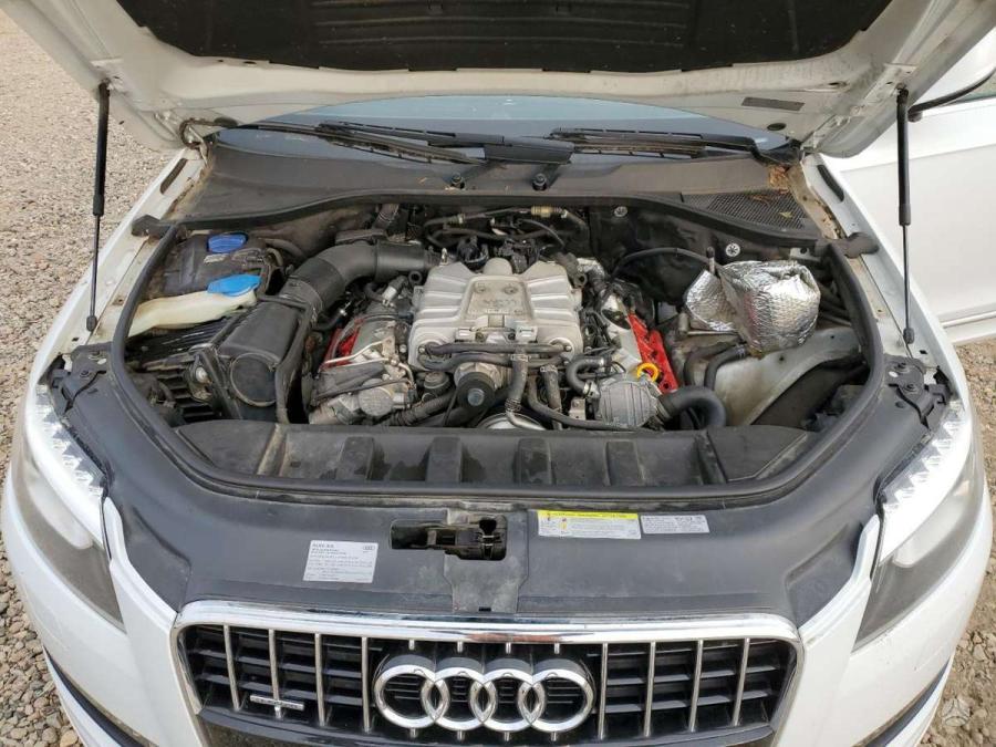 White Audi Q7 2015 in Siauliai, with an engine capacity of 3.00 L and mileage of 220 thousand km for 6300 €, photo 11 on AUTOMOTO.COM.LV
