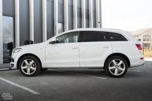 White Audi Q7 2015 in Vilnius, with an engine capacity of 3.00 L and mileage of 87 thousand km for 17500 €, photo 3 on AUTOMOTO.COM.LV
