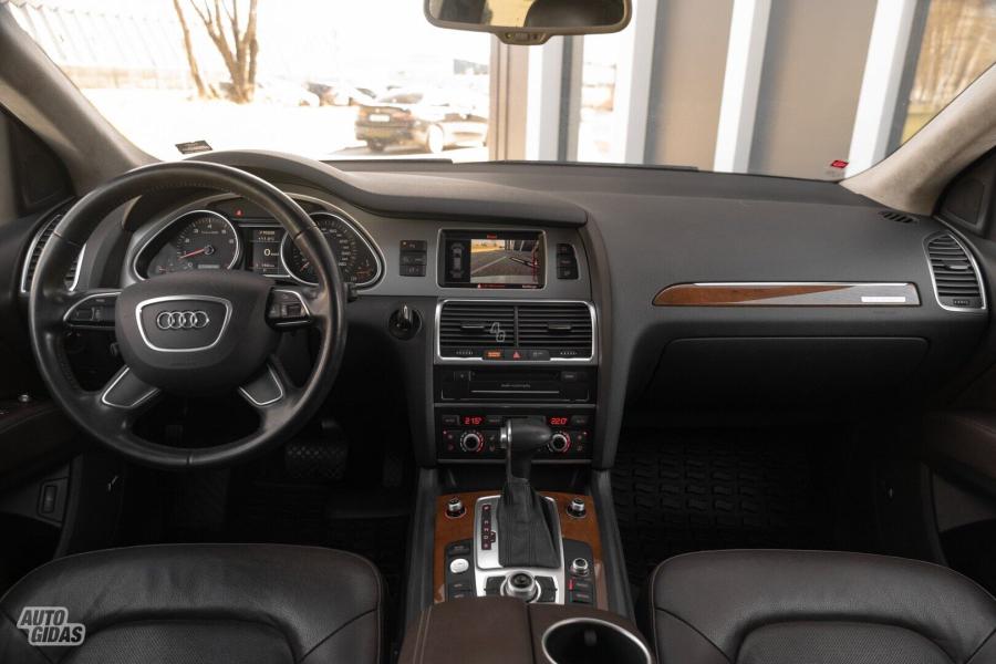 White Audi Q7 2015 in Vilnius, with an engine capacity of 3.00 L and mileage of 87 thousand km for 17500 €, photo 16 on AUTOMOTO.COM.LV