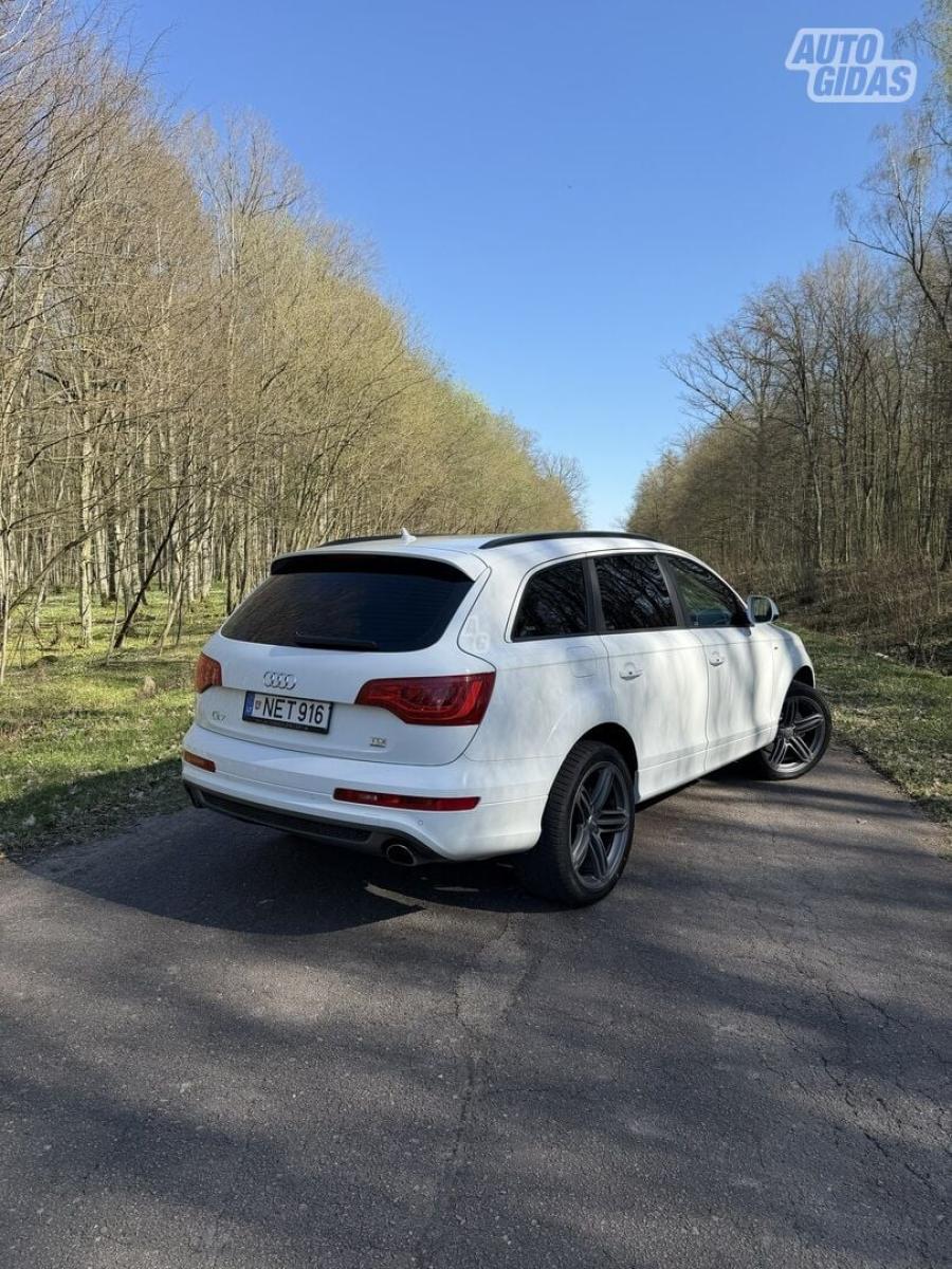 Balts Audi Q7 2015 Marijampole, ar dzinēja tilpumu 3.00 L un nobraukumu 319 tūkst. km par 15500 €, foto 3 vietnē AUTOMOTO.COM.LV
