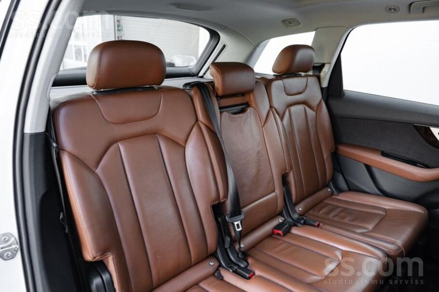 White Audi Q7 2015 in Riga, with an engine capacity of 3.00 L and mileage of 209 thousand km for 22250 €, photo 10 on AUTOMOTO.COM.LV