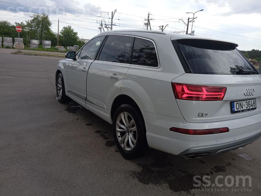 White Audi Q7 2015 in Riga, with an engine capacity of 3.00 L and mileage of 148 thousand km for 27400 €, photo 7 on AUTOMOTO.COM.LV