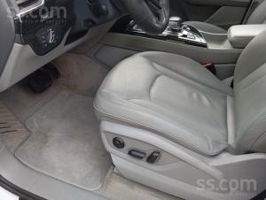 White Audi Q7 2015 in Riga, with an engine capacity of 3.00 L and mileage of 148 thousand km for 27400 €, photo 15 on AUTOMOTO.COM.LV