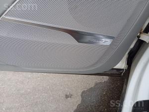 White Audi Q7 2015 in Riga, with an engine capacity of 3.00 L and mileage of 148 thousand km for 27400 €, photo 24 on AUTOMOTO.COM.LV