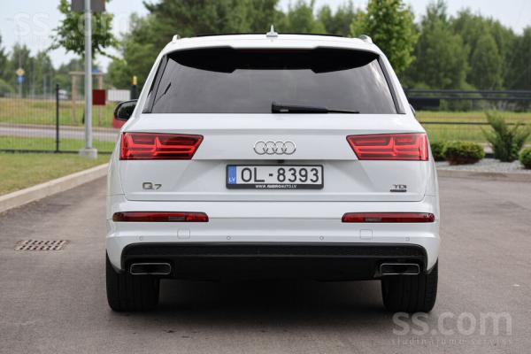 Balts Audi Q7 2015 Jelgava, ar dzinēja tilpumu 3.00 L un nobraukumu 0 tūkst. km par 24900 €, foto 5 vietnē AUTOMOTO.COM.LV