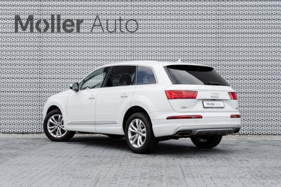 Balts Audi Q7 2015 Mārupe, ar dzinēja tilpumu 3.00 L un nobraukumu 148 tūkst. km par 25650 €, foto 4 vietnē AUTOMOTO.COM.LV