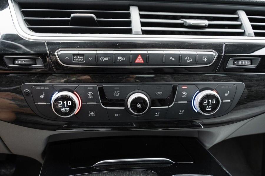 Balts Audi Q7 2015 Mārupe, ar dzinēja tilpumu 3.00 L un nobraukumu 148 tūkst. km par 25650 €, foto 25 vietnē AUTOMOTO.COM.LV