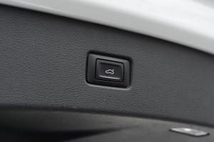 Balts Audi Q7 2015 Mārupe, ar dzinēja tilpumu 3.00 L un nobraukumu 148 tūkst. km par 25650 €, foto 29 vietnē AUTOMOTO.COM.LV