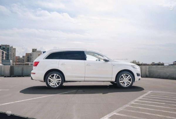 Balts Audi Q7 2015 Viļņa, ar dzinēja tilpumu 3.00 L un nobraukumu 170 tūkst. km par 13500 €, foto 4 vietnē AUTOMOTO.COM.LV