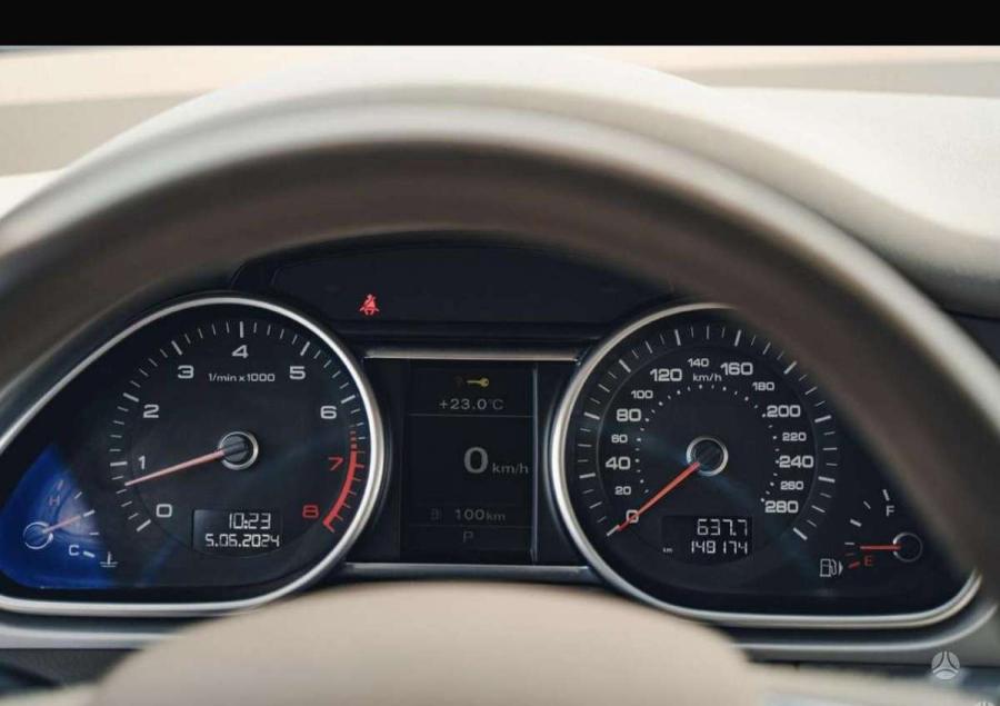 Белый Ауди Ку 7 2015 в Вильнюс, объемом двигателя 3.00 л и пробегом 170 тыс. км за 13500 €, фото 10 на AUTOMOTO.COM.LV