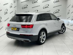White Audi Q7 2015 in Vilnius, with an engine capacity of 2.97 L and mileage of 227 thousand km for 23900 €, photo 4 on AUTOMOTO.COM.LV